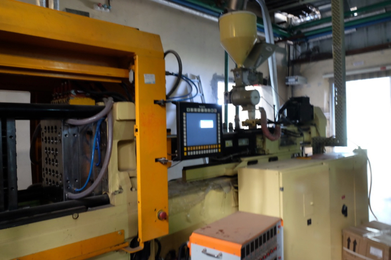 Husky H90_RS45/42 Closure Machine for sale with Corvaglia mould & Husky ...