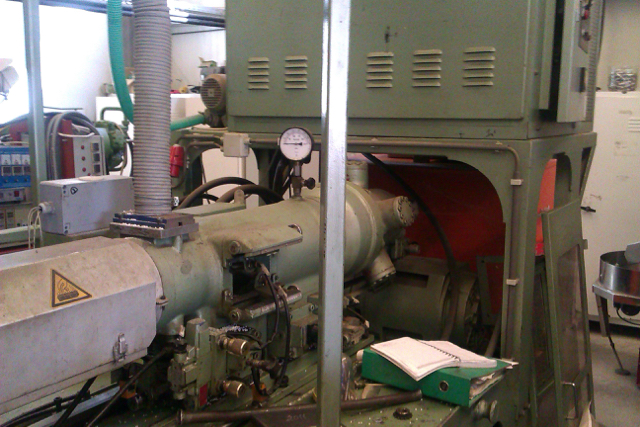 Aoki SBIII-250LL-50 (1997) Injection Stretch Blow Moulding for sale